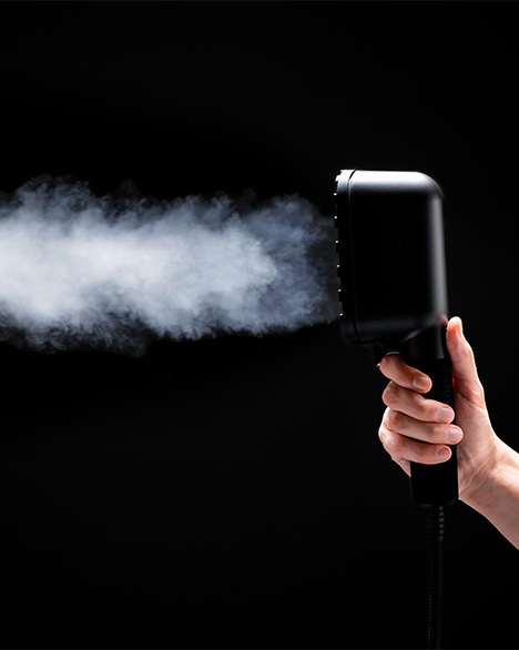 Laurastar by BOSS IZZI - The powerful, high-end steamer